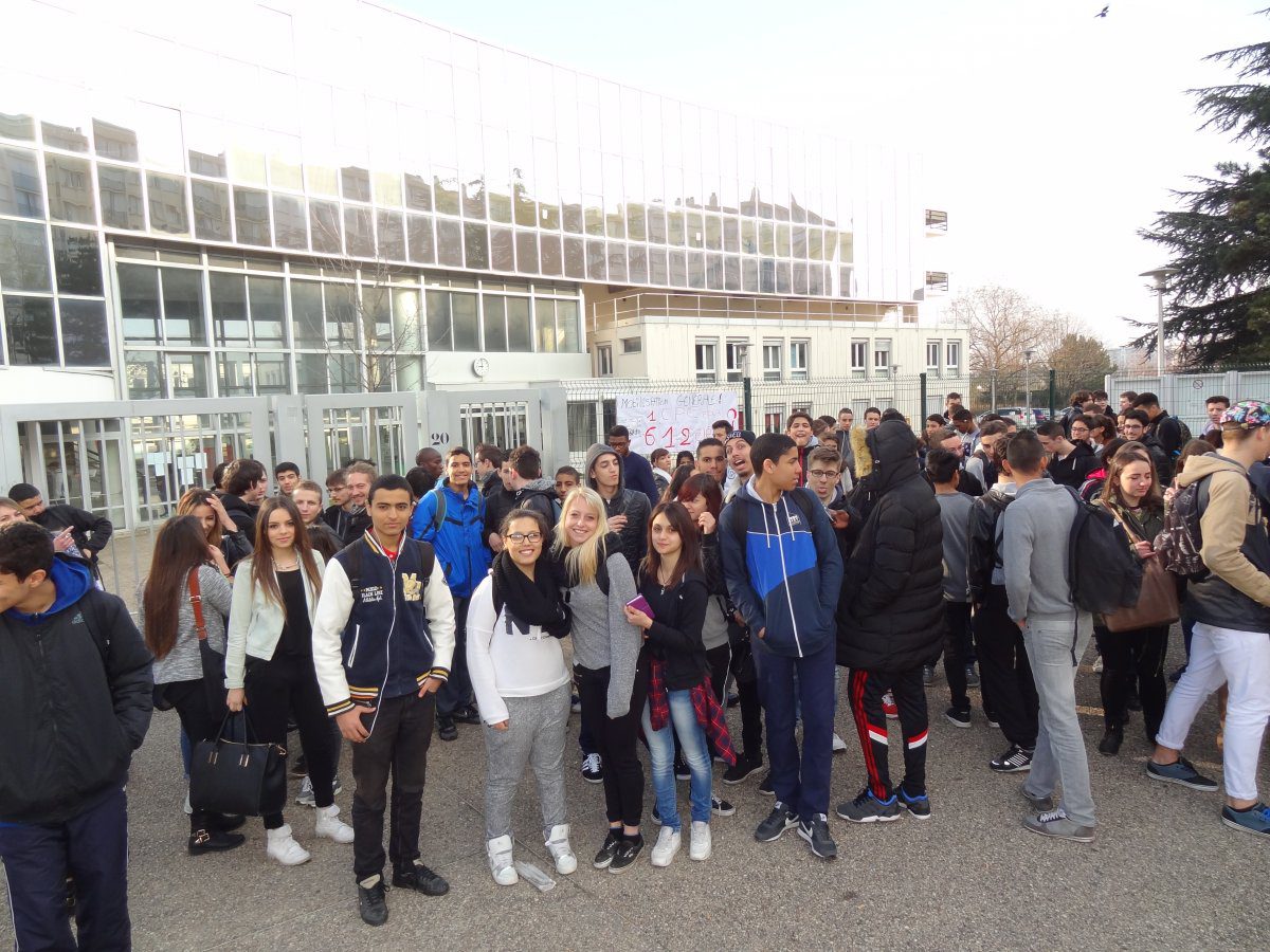 Marcel-Sembat : les lycéens entrent dans le mouvement - Expressions